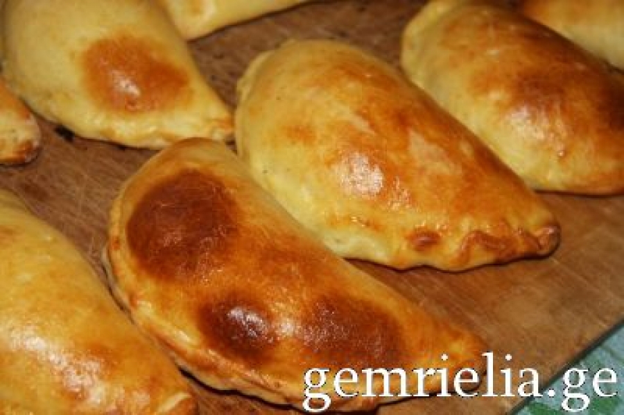 გურული საშობაო ღვეზელი - მკურნალი.გე